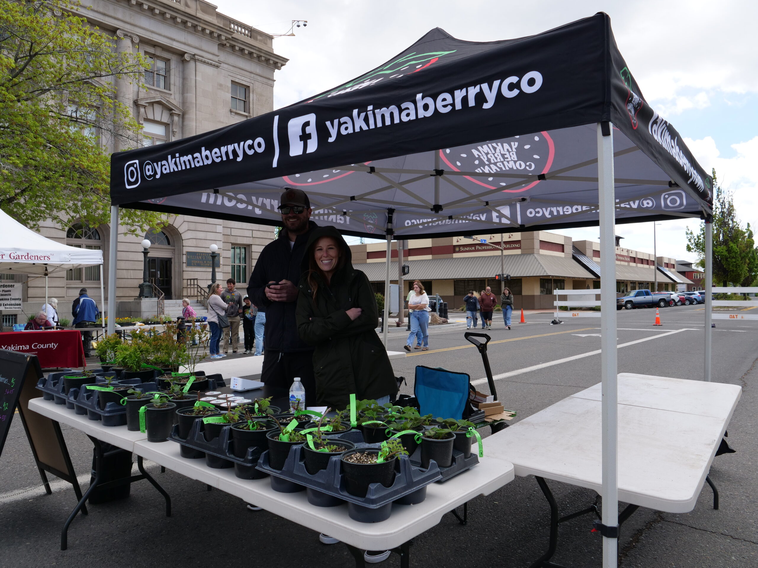 Downtown Yakima Farmers Market Opens 2022 | Snapshots