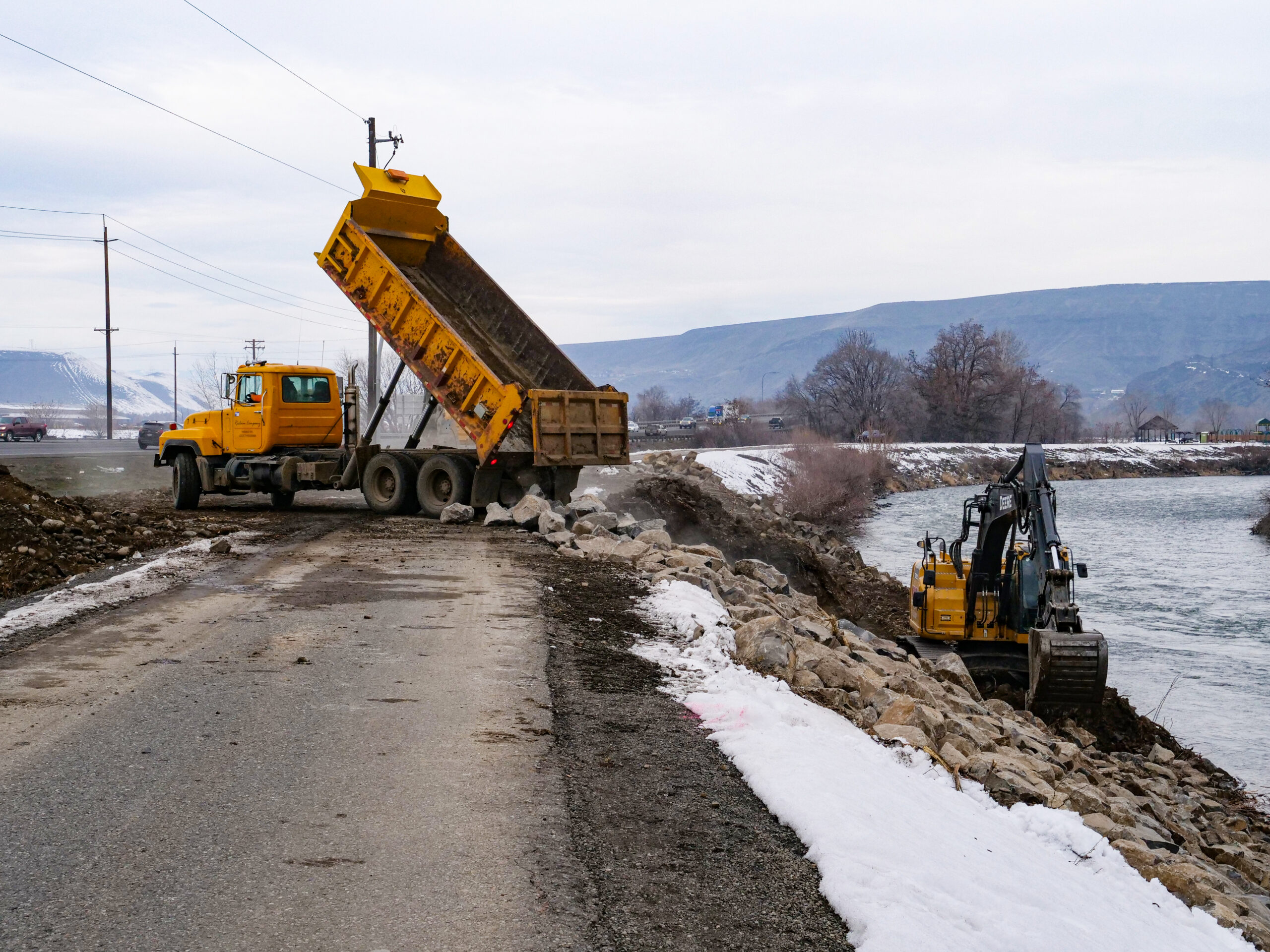 Yakima River Levee Rehabilitation Project 2022 | Snapshots